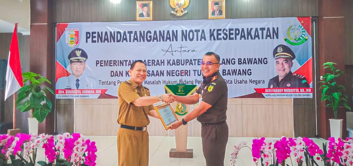 Pj Bupati Tuba Qudrotul Ikhwan lakukan Penandatanganan Nota Kesepakatan ... Pj Bupati Tuba Qudrotul Ikhwan lakukan Penandatanganan Nota Kesepakatan ...