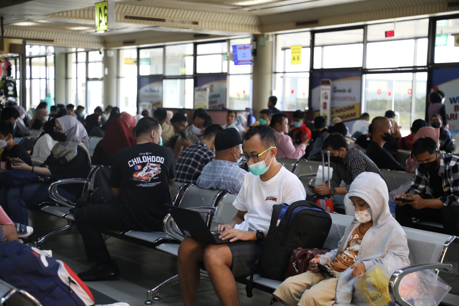 Puncak Arus Mudik Lebaran 2023, PT BIB Imbau Pemudik Angkutan Udara ... Puncak Arus Mudik Lebaran 2023, PT BIB Imbau Pemudik Angkutan Udara ...