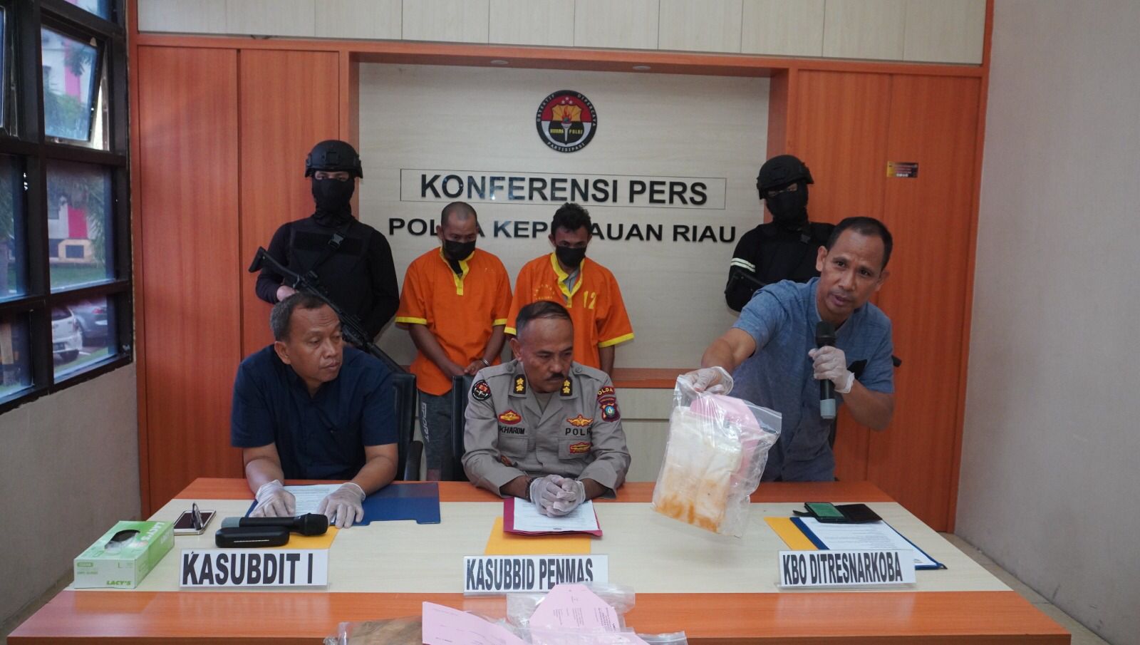 Ditresnarkoba Polda Kepri Ungkap Kasus Penemuan Narkotika Jenis Kokain